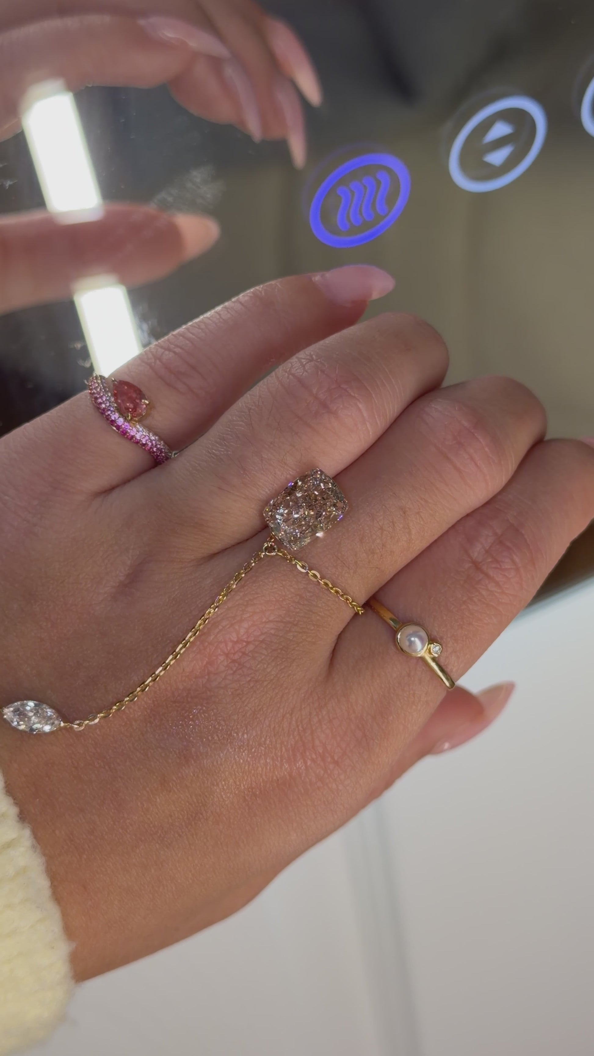 4.05ct cushion pink VVS2 - IGI Certified – Saucy Gems